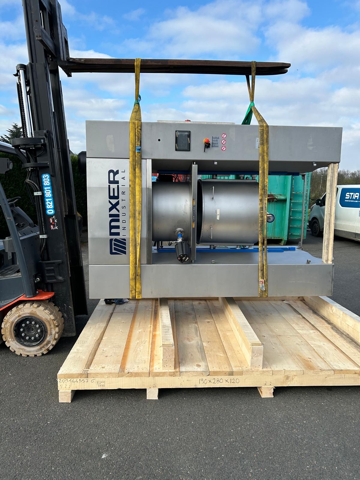 Une machine Industrielle de chez MIXER dans le 49 - FOUR POLIN FRANCE